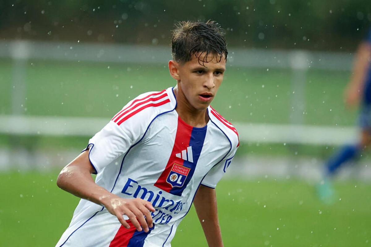 OL - Le bizutage de Khalis Merah et Tiago Gonçalves (vidéo)